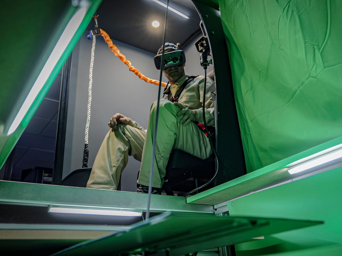 Entrol Unveils Mixed Reality Hoist Training System | Halldale Group